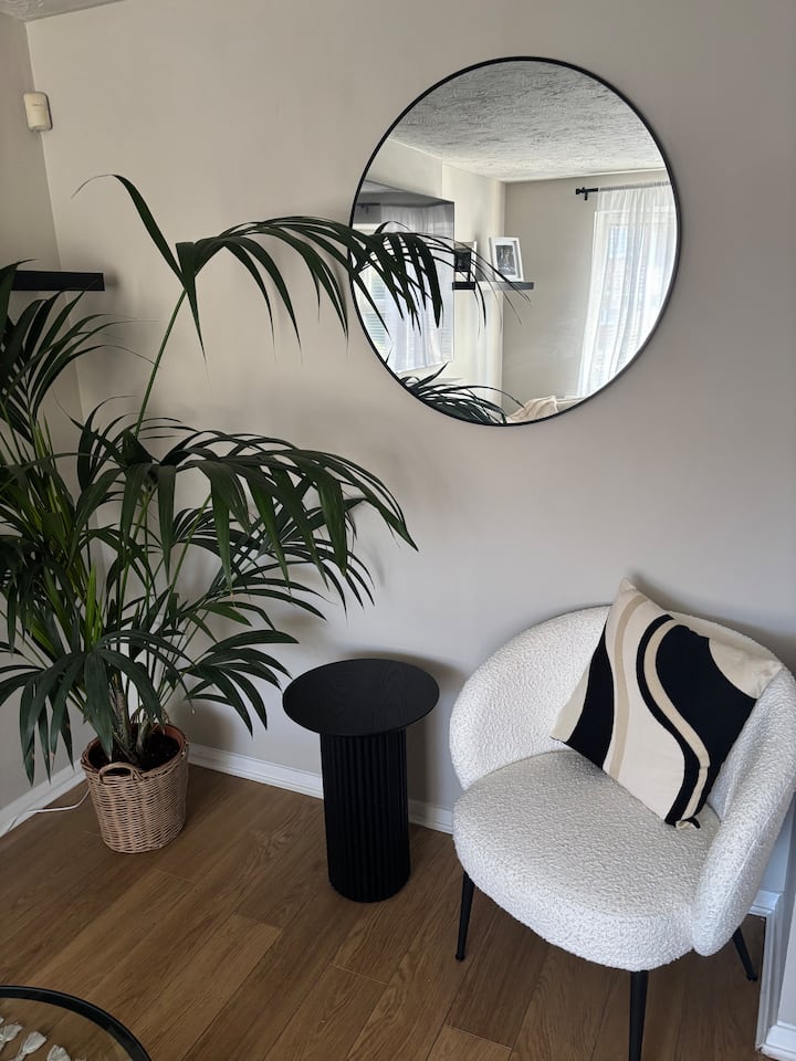 Double Bedroom - Derby