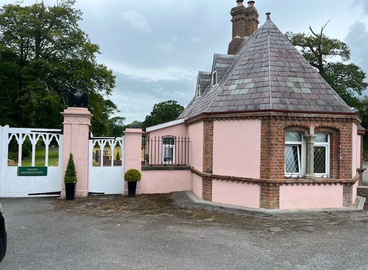 The Gate Lodge At Gardenmorris - Tramore