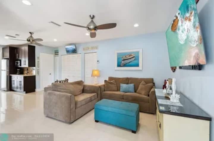 Windwood Seas - Hollywood, FL