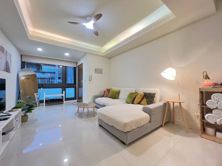 Cozy Apartment In The Heart Of The City - 3br/2ba - Taipei