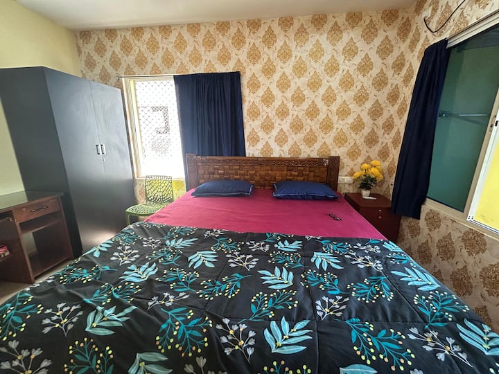 Templeview Retreat+balcony+free Cover Car Parking - Puri