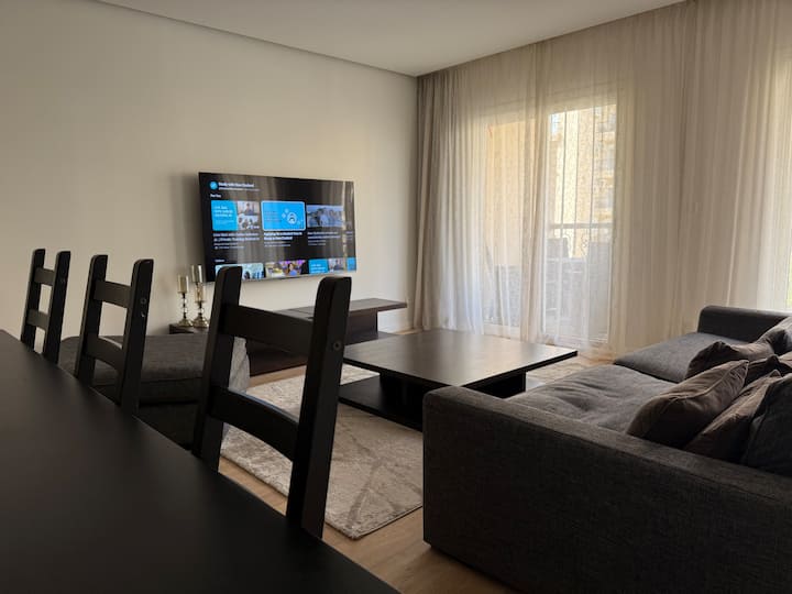 Modern Apartment, 3 Bedrooms & 3-ensuite-bathrooms - Egypt