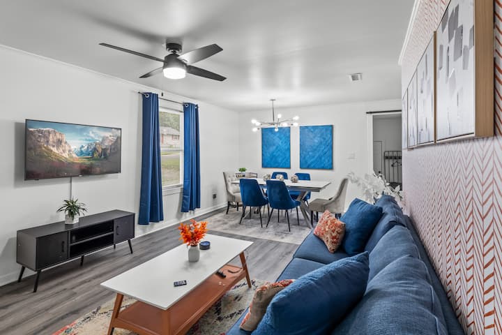 Tranquil Retreat | Pets Welcome - Charlotte Douglas Airport (CLT)