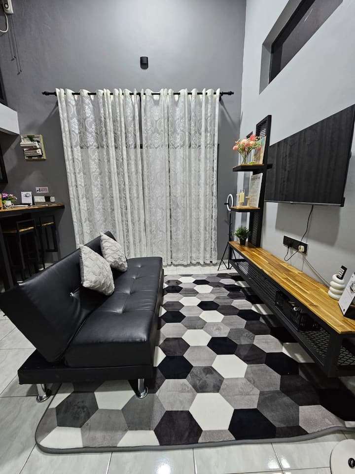 Loft With Pool&rooftop By Pelepah-muslim Friendly - Bukit Gambir