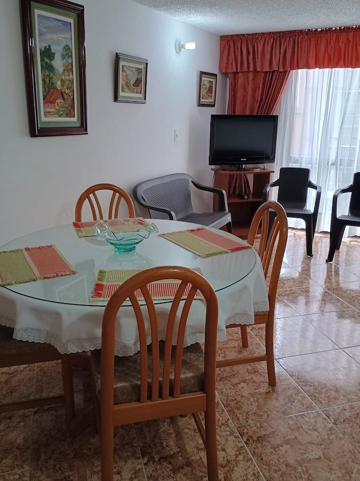 Acogedor Apartamento - Cota