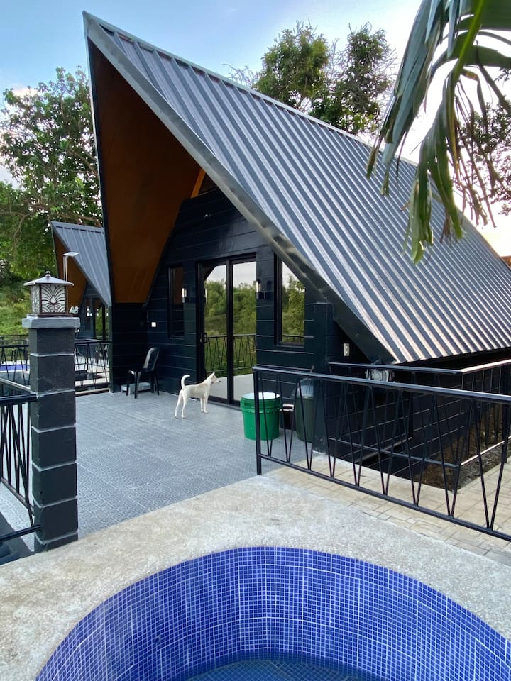Mini-cabin 2 With Mini- Pool (Naic Cavite) - Naic