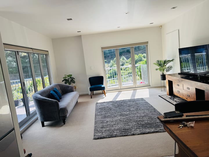 Modern Two Bedroom Home - Wellington
