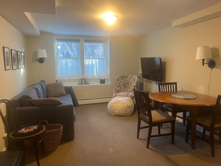 Lake Harriet Lower-level Studio - Minneapolis, MN