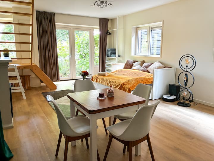 Cozy 2-br Flat – Close To Beach! - Uitgeest