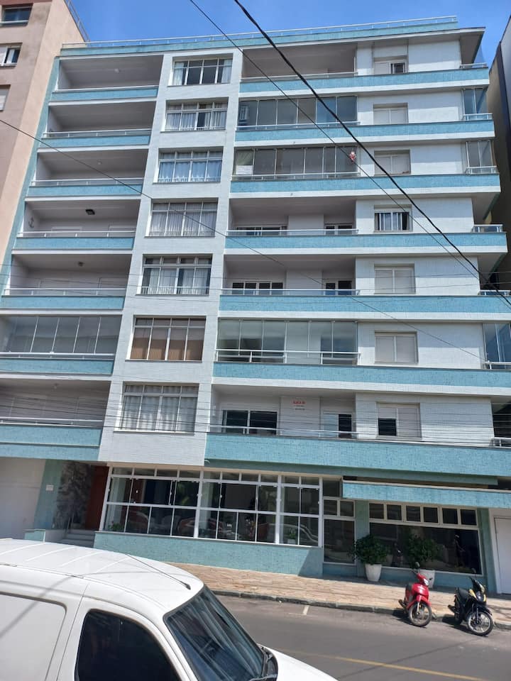 Apartamento A Uma Quadra Da Praia Grande E Prainha - Torres