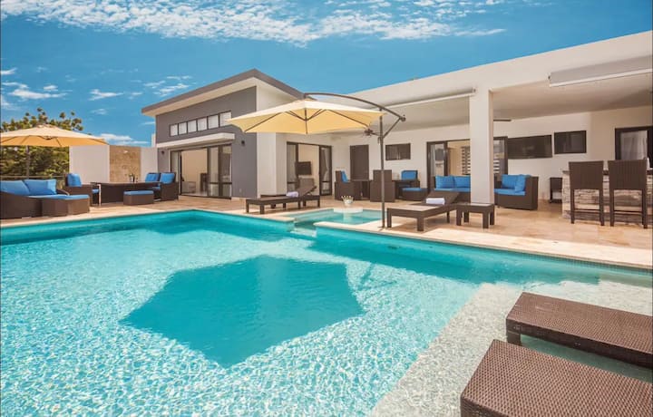 Deslumbrante Villa En Casa Linda - Sosúa