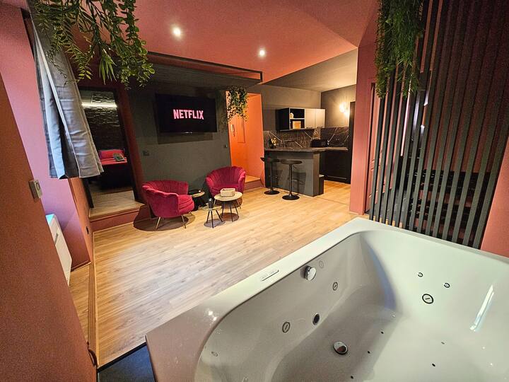 Suite Obsidian - Love Room Au Coeur D'orange - Orange