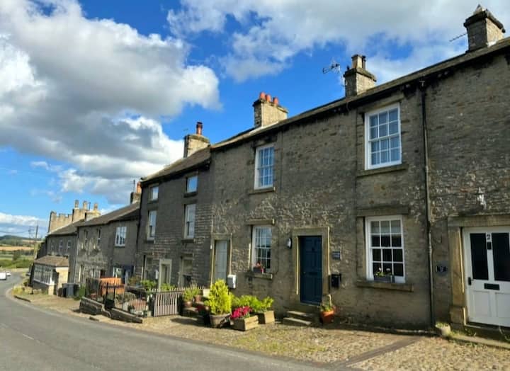 Pony Cube Cottage At Middleham, Yorkshire Dales - Middleham