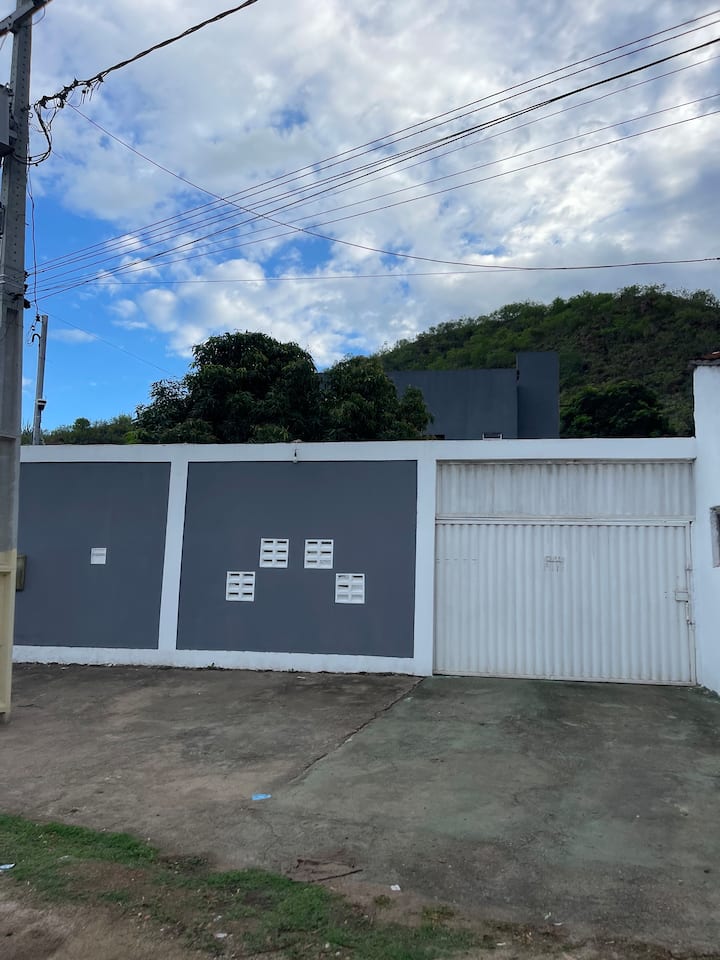 Em Frente A Prainha De Canindé - Piranhas