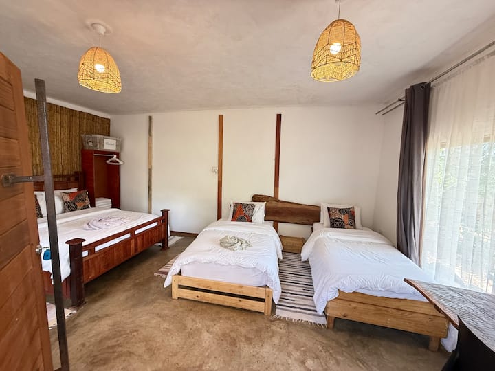 Nxabii Cottages - Family Cottage - Botswana