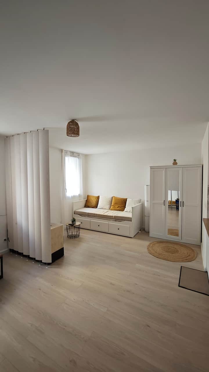 Studio Centre Joliette - Marsella, Francia