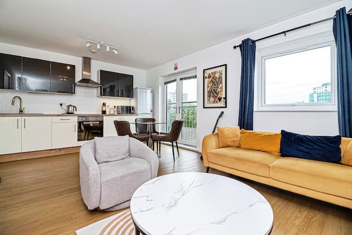 Family-friendly+ Central Heating +Wi-fi+cityview - Stockport
