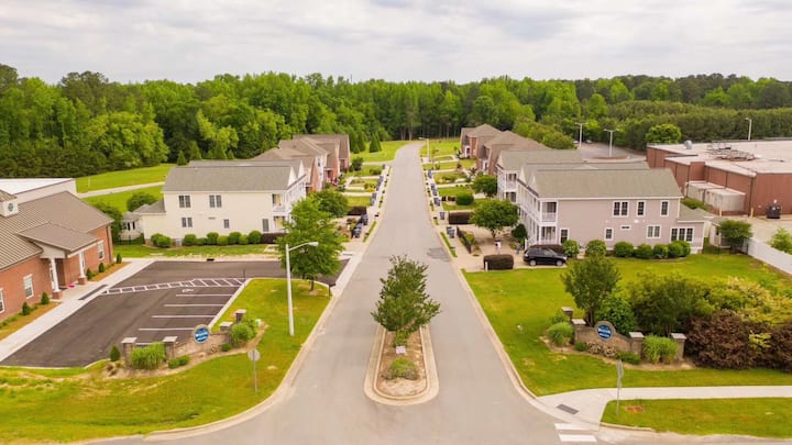 Safe, Quiet, Next To Wesleyan 01 - Rocky Mount, NC