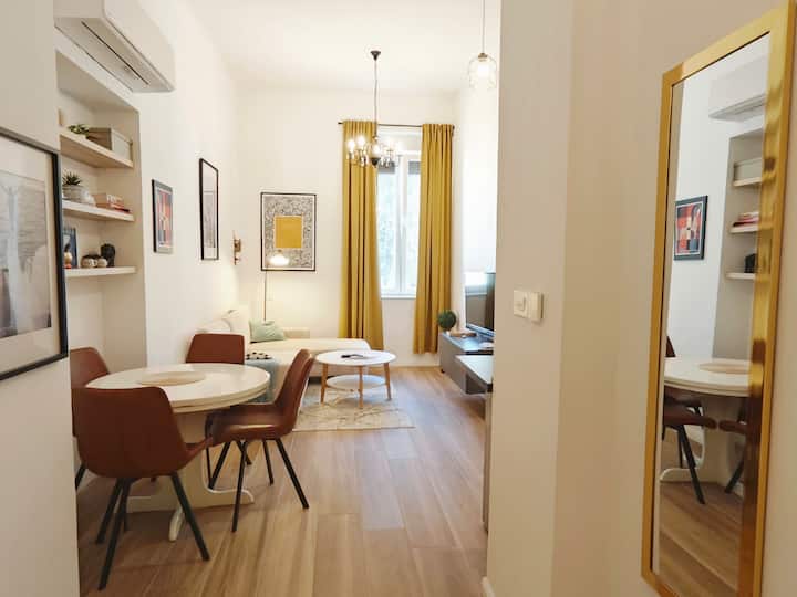 Seaside Apartment By The Old Town Bridge #Chess - ザダル