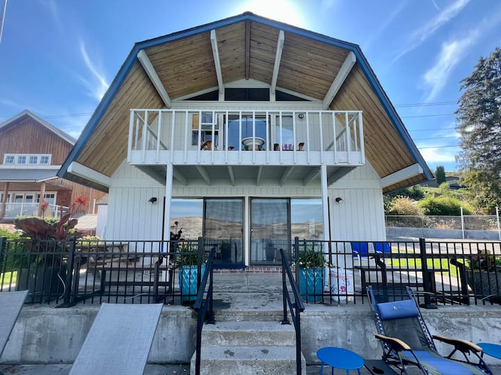 The Barn At The Lake - Lake Chelan, WA