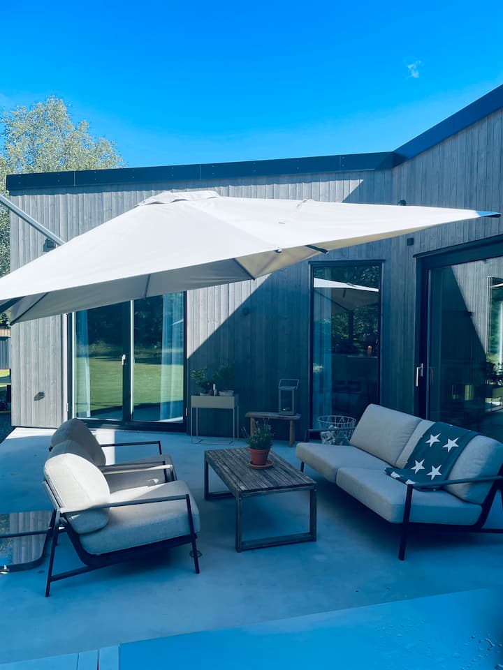 New Modern Villa Close To The Beach In Båstad - Båstad