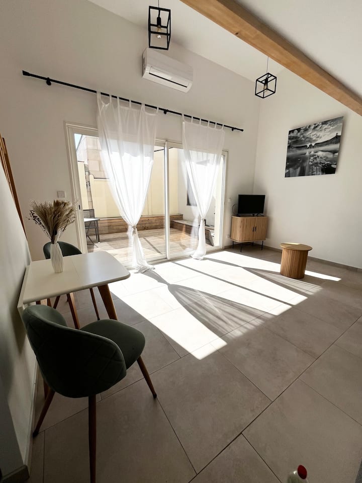 Maison Terrasse 5 Couchages Tram à 2min Bx à 10min - Place Paul Doumer