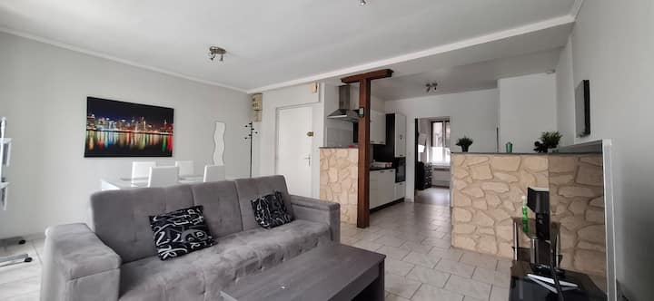Gien: Joli T2 En Bords De Loire - ibis Styles Gien