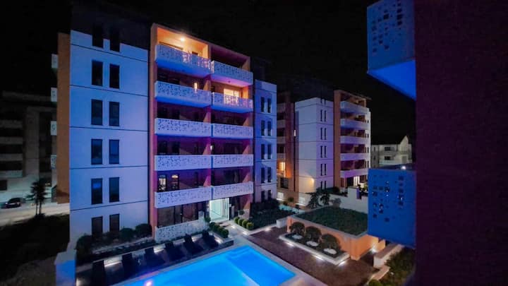 Adela & Robert Home Cu Piscină șI Parcare Privată - Giroc