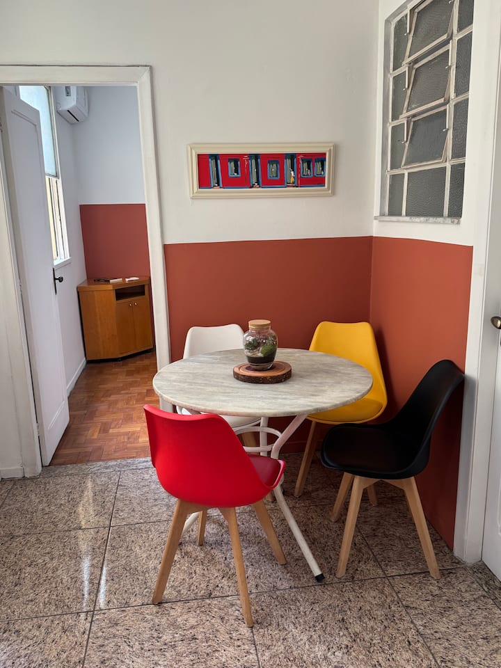 Apartamento Completo E Bem Localizado Em Bh - Belo Horizonte