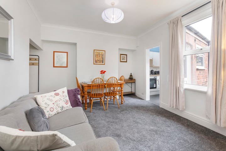 Comfy House, Free Parking, Close To City Centre_!_ - York