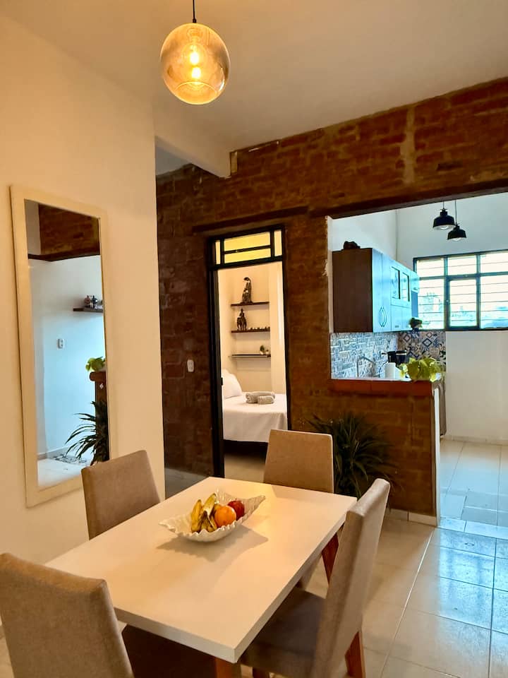 Maison Trad., Terrasse, Vue, Quartier Colonial - Cali