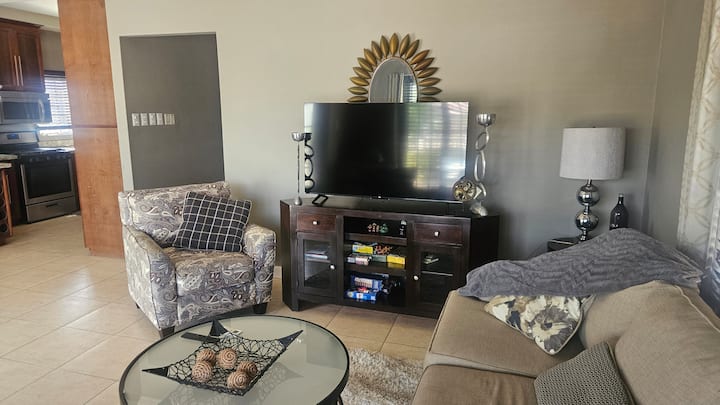 Stylish 3bdr Home Residential Area (W/green Space) - Trinidad and Tobago