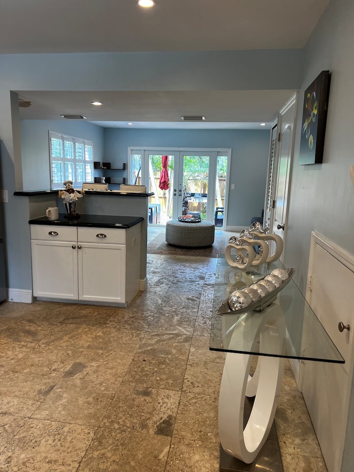 Beautiful Open Concept Townhome - Jupiter, FL