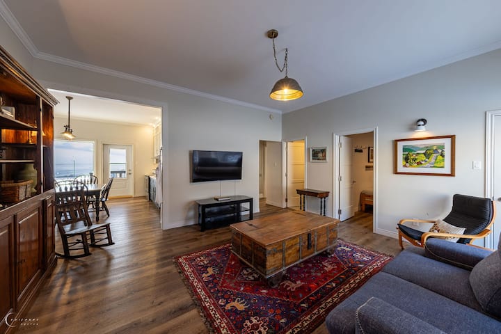 Chaleureux, Vue Imprenable Sur Le Fleuve - Charlevoix Regional County Municipality