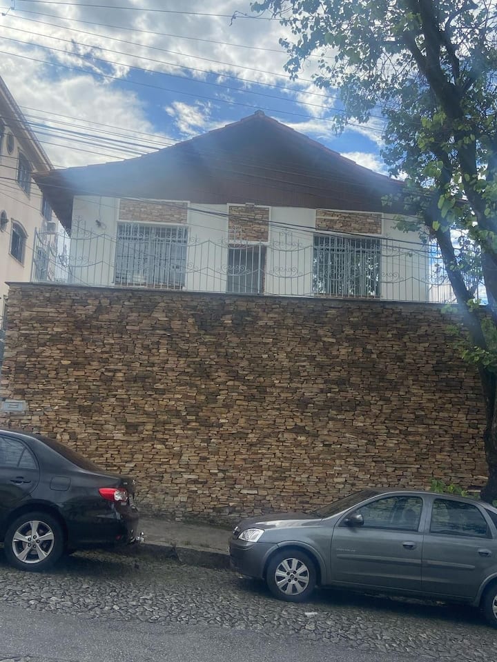 Excelente Casa Próximo Ao Centro - Belo Horizonte