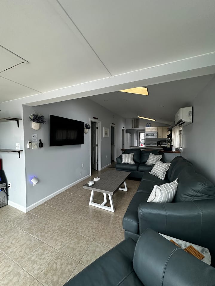 Bayside Bungalow! 2 Boat Docks, Lagoon Front - Long Beach Island, NJ