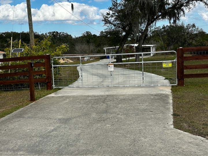 Pet Friendly In Central Florida - Sebring, FL