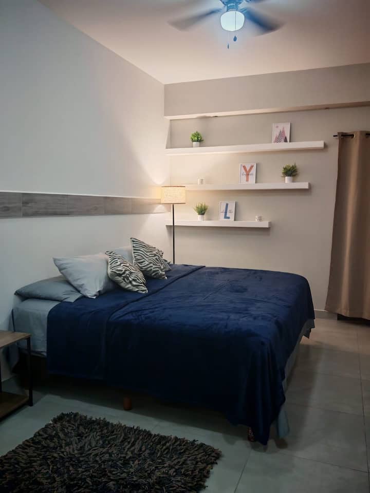 Brisas Del Carmen
Casa Del Toro - León, México