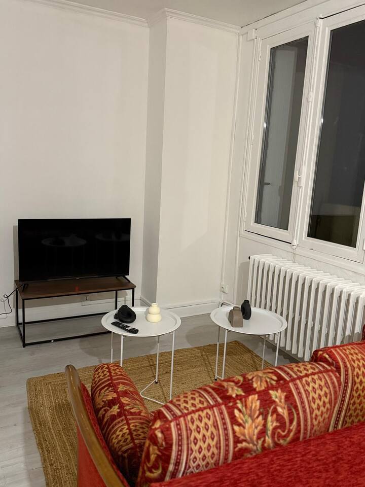 Chambre Simple Et Idéal - Montluçon