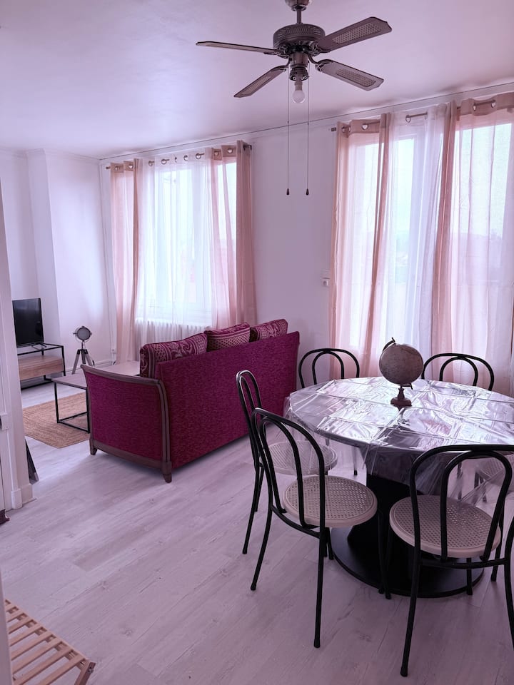 4 Chambres / Terrasse Proche Gare Et Veille Ville! - Montluçon