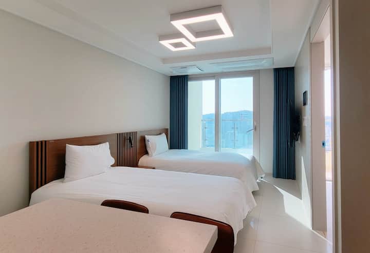 [효이스테이부산송도] #14디럭스트윈 #테라스 #해상케이블카할인 #최대4인가능 - Busan