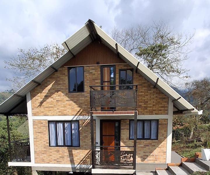 Mountain-view Country Home, 10 Min From Armenia - Circasia