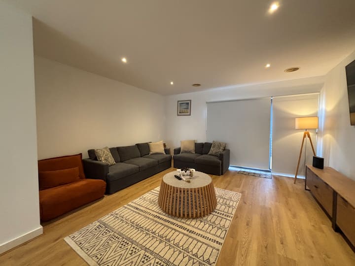 Coastal Fairways Townhouse. - Torquay