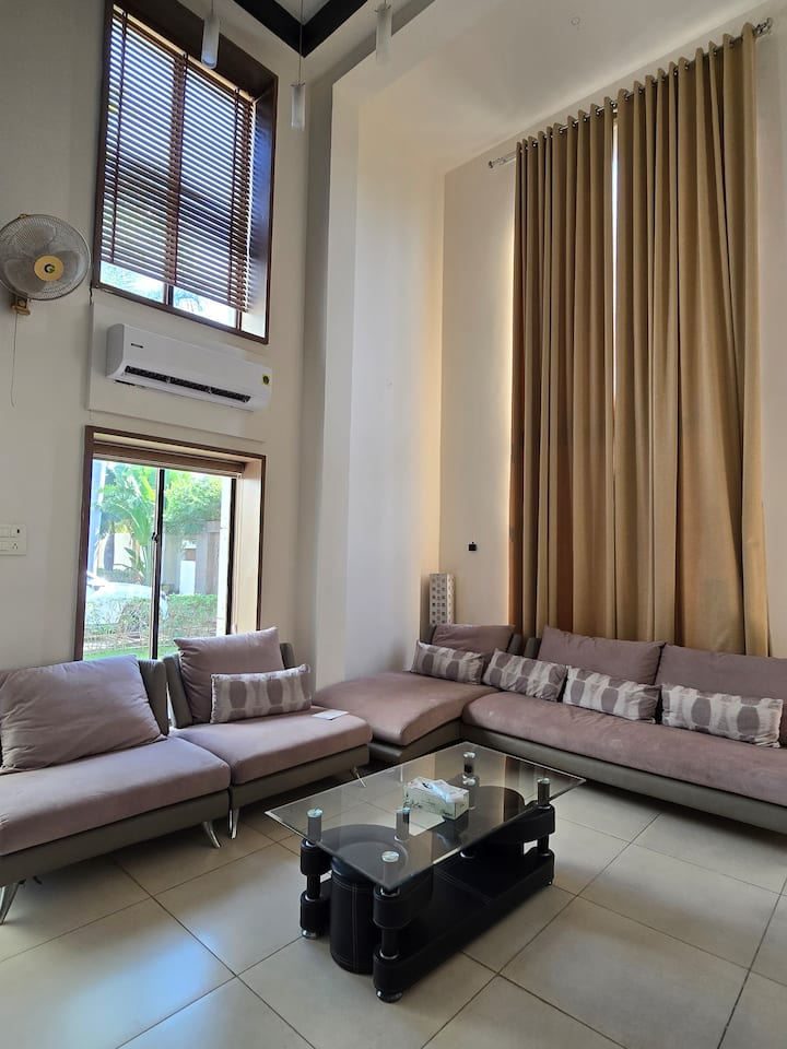 Luxury Villa For Staycation, Events And Holidays - Rajkot