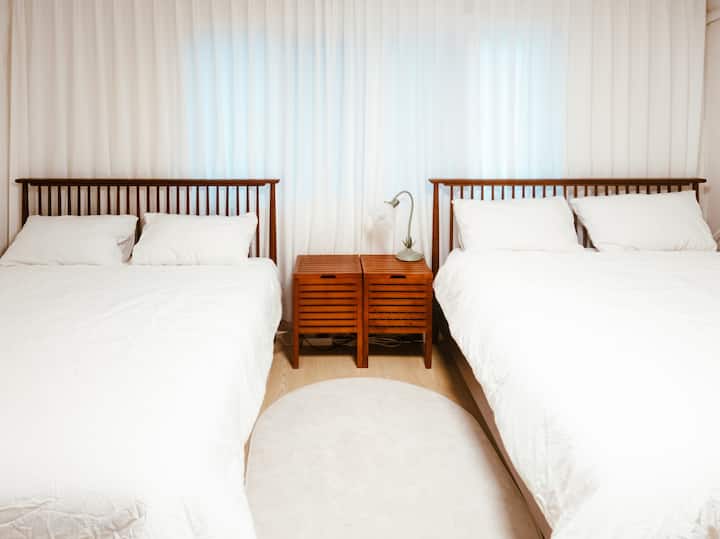 [특가]반월당#현대백화점#동성로#서문시장#이월드#종로#계산성당#삼성라이온즈파크#출장#짐보관 - Daegu