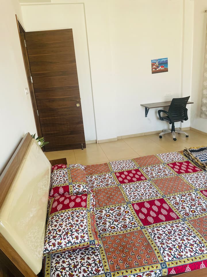 Shlok Nivas - Luxury Bungalow Wit Parking, Kitchen - Kolhapur