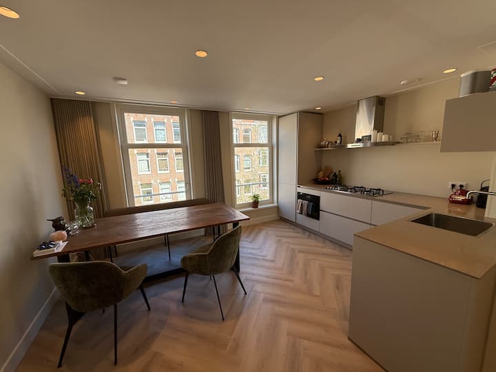 Newly Renovated Oasis -