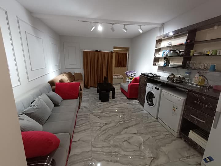 şEhir Merkezinde 1+1bahçeli Daire
Heryere 5 Dakika - Antakya