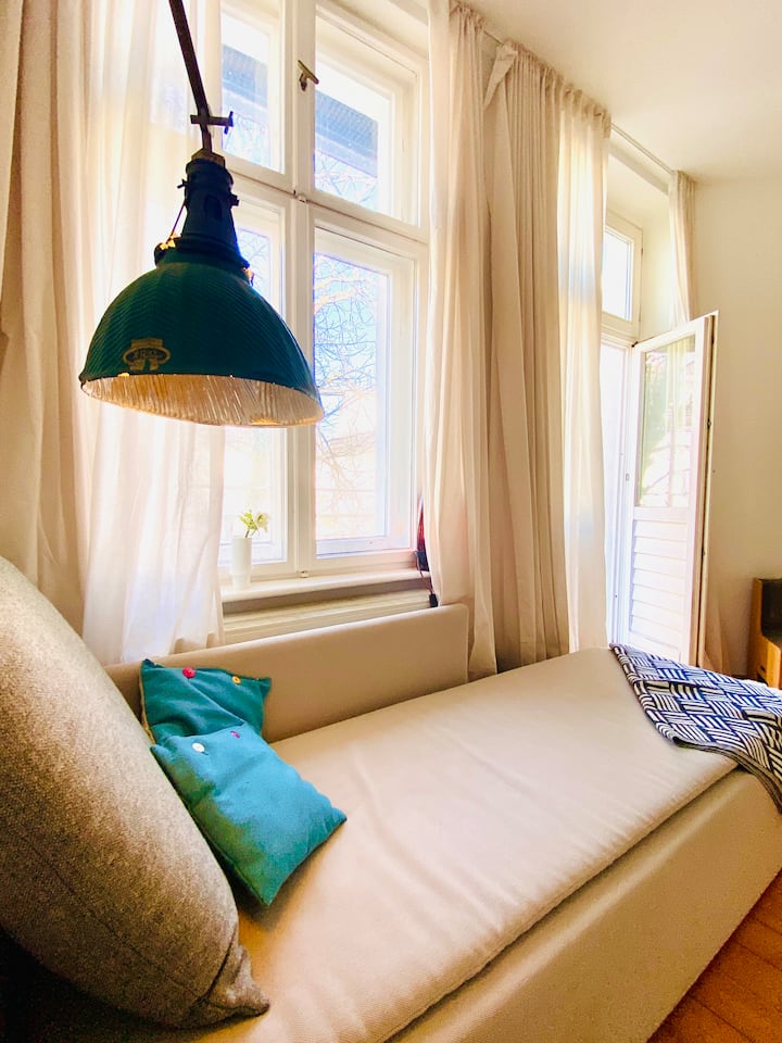 Charming Apartment By The Canal - Berlín