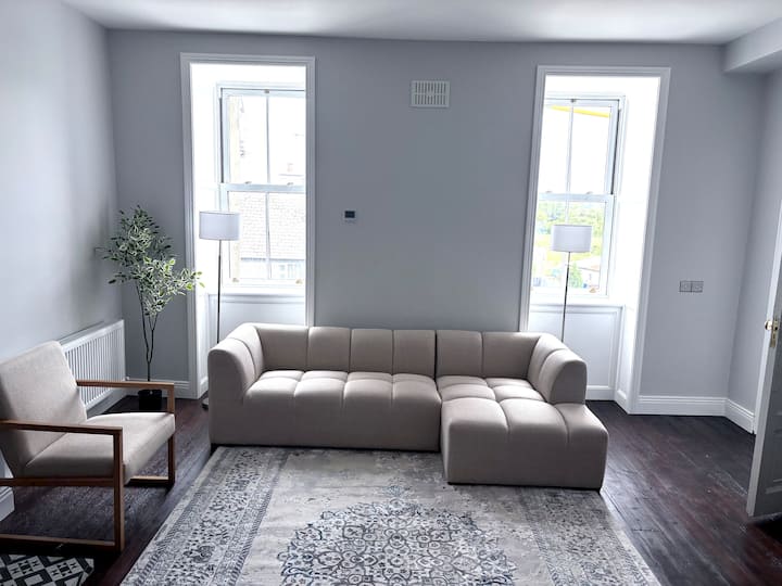 Large 4 Bedroom Flat In Portumna - County Galway